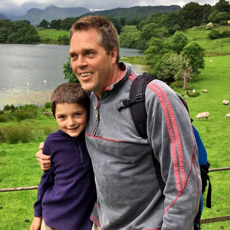 The steps to adopt a child - Family Action